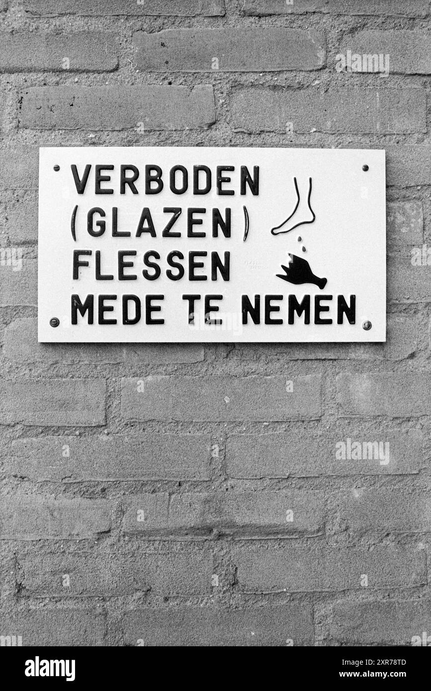 Glassware prohibition sign, Whizgle Dutch News: Historic Images ...