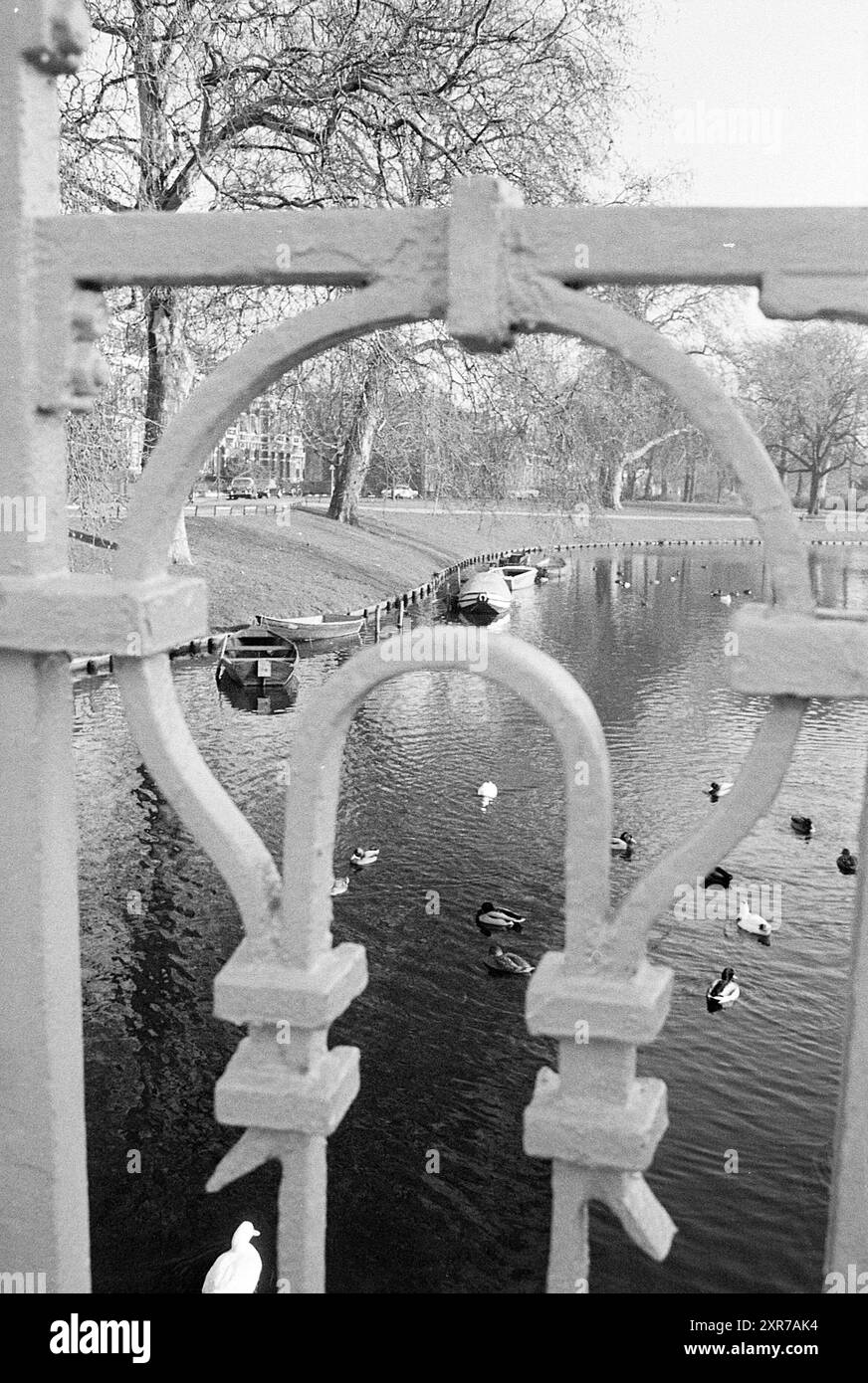 Bridge railing with decorative ironwork, Whizgle Dutch News: Historic ...