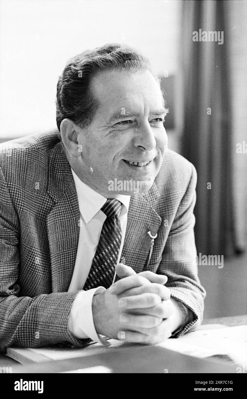 Leo thuring hi-res stock photography and images - Alamy