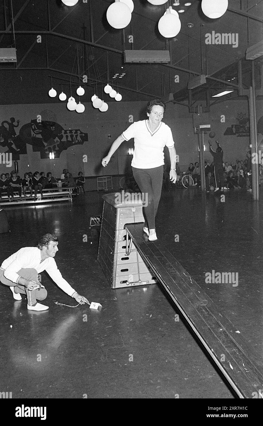 Fitness 1970 hi-res stock photography and images - Alamy