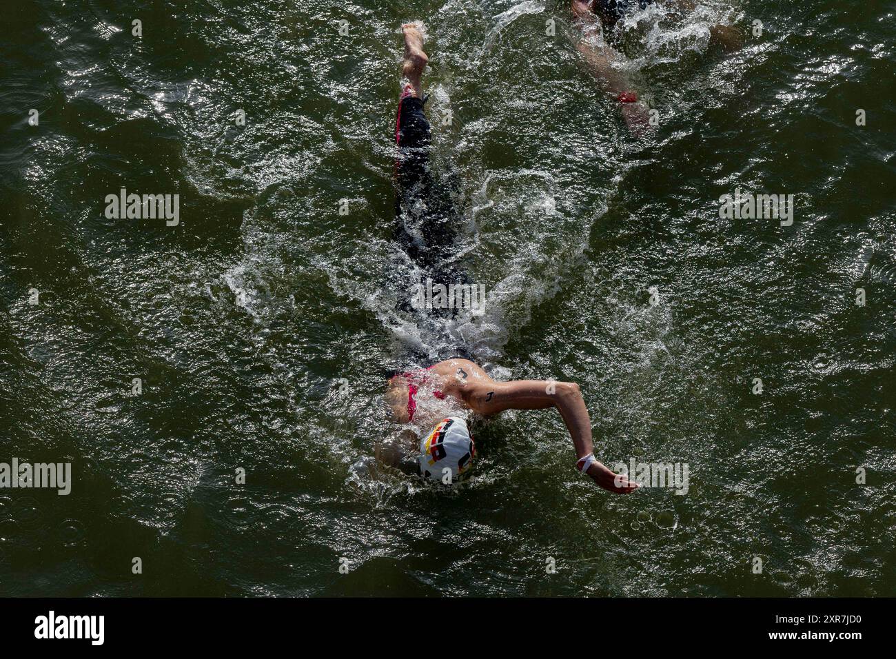 Paris, Frankreich 08.08.2024: Freiwasserschwimmen, 10km weiblich, Leonie Beck, GER (Photo by ...