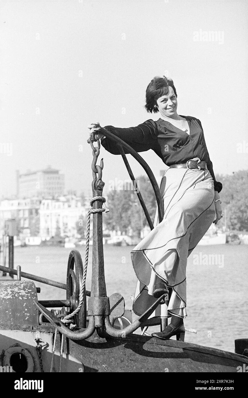 Singer bea brandts buys hi-res stock photography and images - Alamy