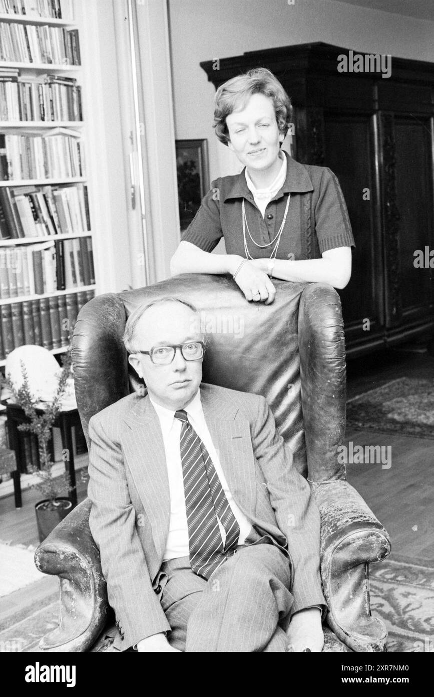 Oscar van Black and White Stock Photos & Images - Alamy