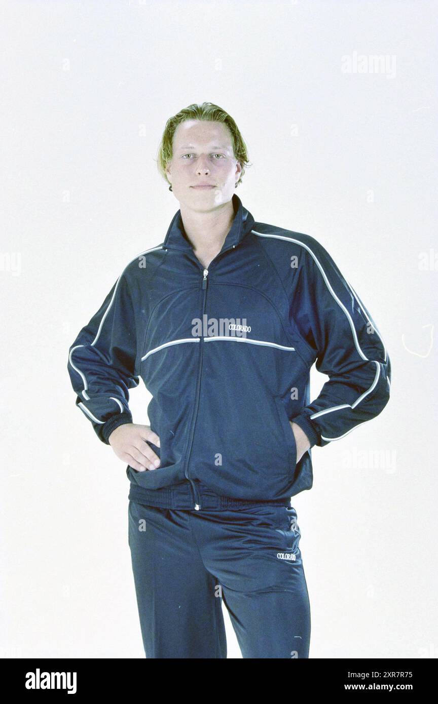 Tracksuits aldi hi-res stock photography and images - Alamy