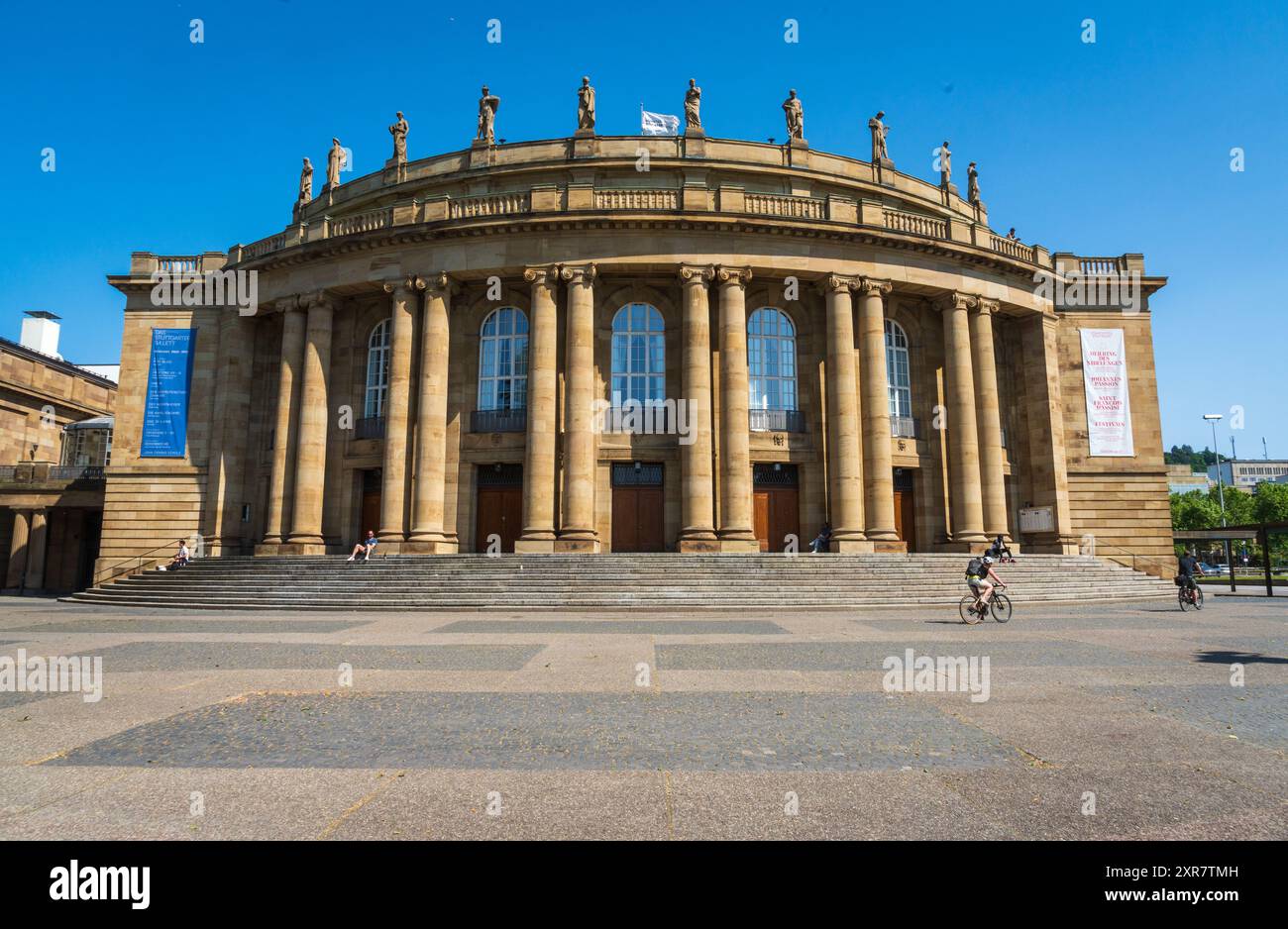 Stuttgart opera tradition hi-res stock photography and images - Alamy