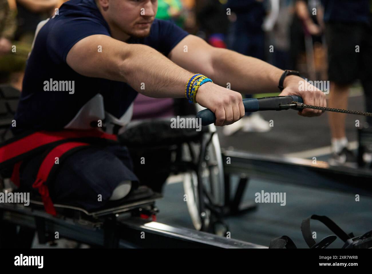 Strong double amputee athlete hi-res stock photography and images - Alamy