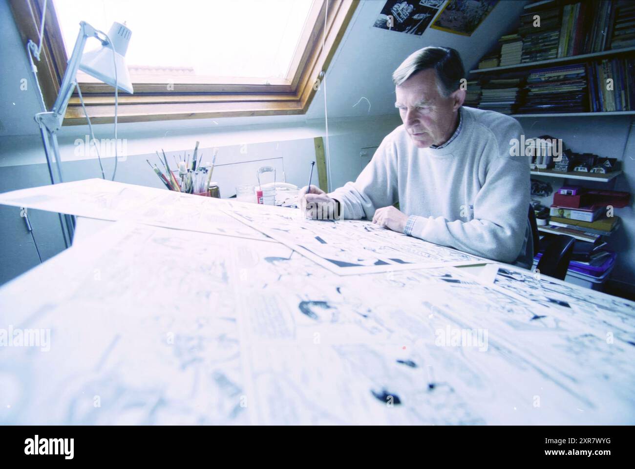 2000 bus hi-res stock photography and images - Alamy