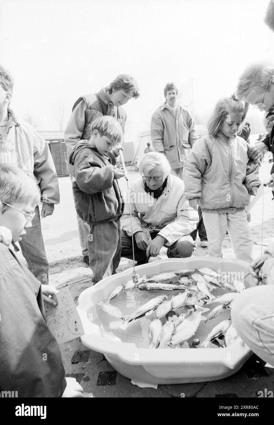 10 20 04 Black and White Stock Photos & Images - Alamy