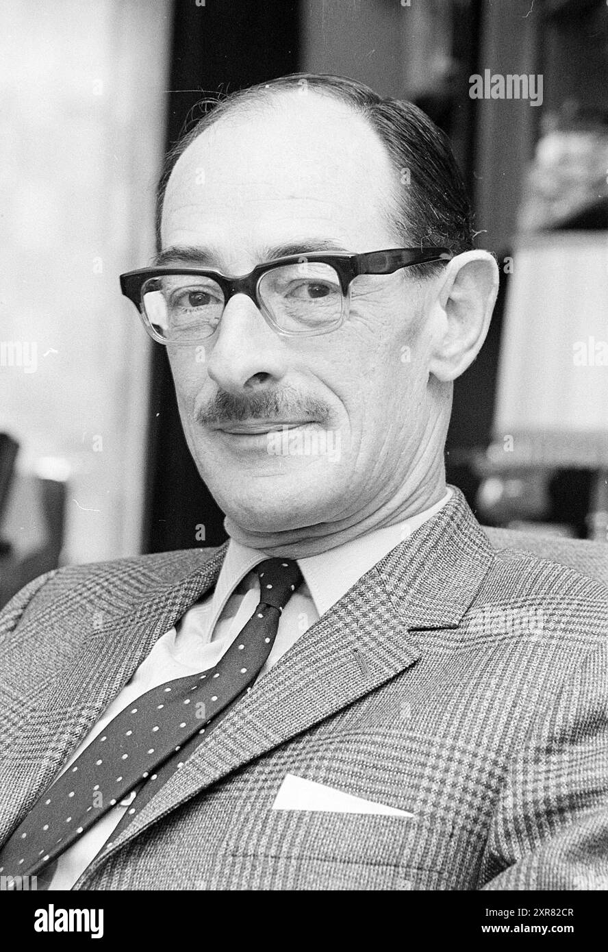 Van rede Black and White Stock Photos & Images - Alamy