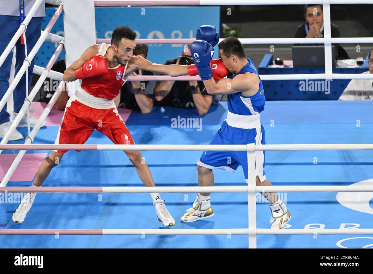 Billal Bennama (FRA) vs Hasanboy Dusmatov (UZB), Boxing, Men's 51kg ...