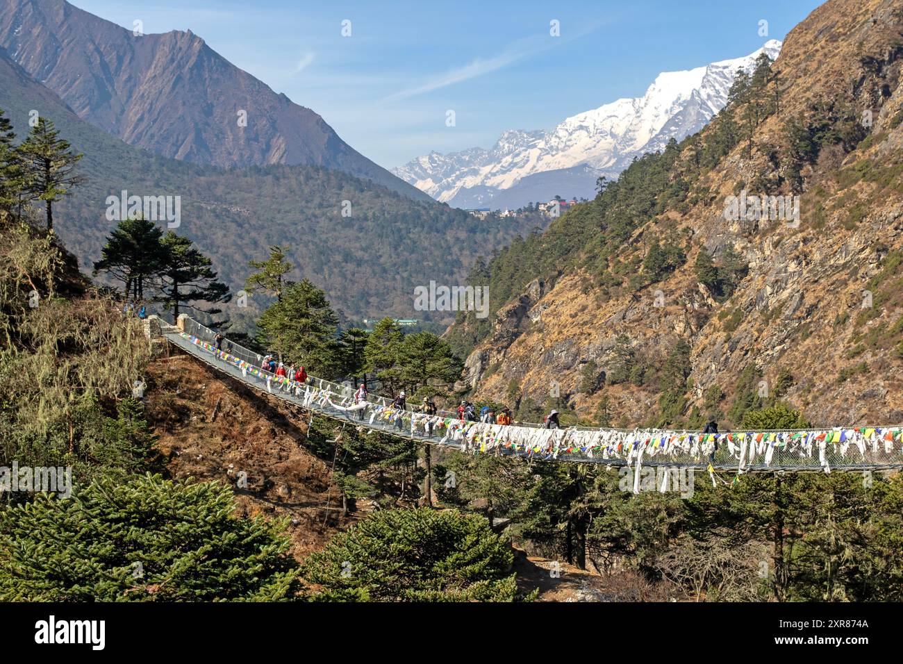 Bridge over the Imja Khola river on the Everest Base Camp trek Stock ...