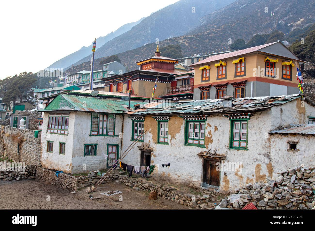 Pangboche hi-res stock photography and images - Alamy