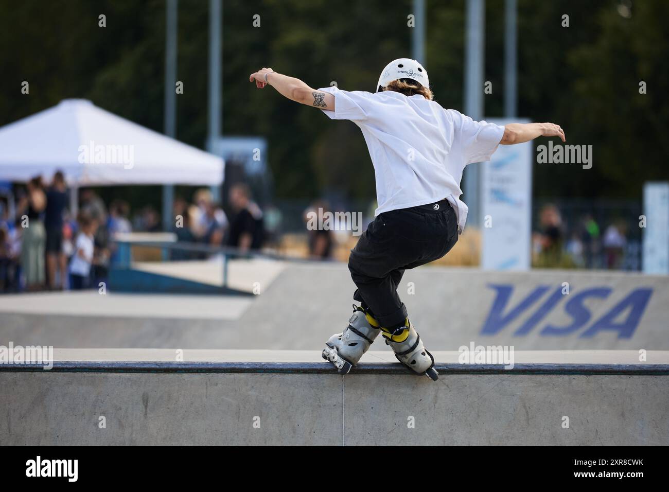 Unity grind hi-res stock photography and images - Alamy