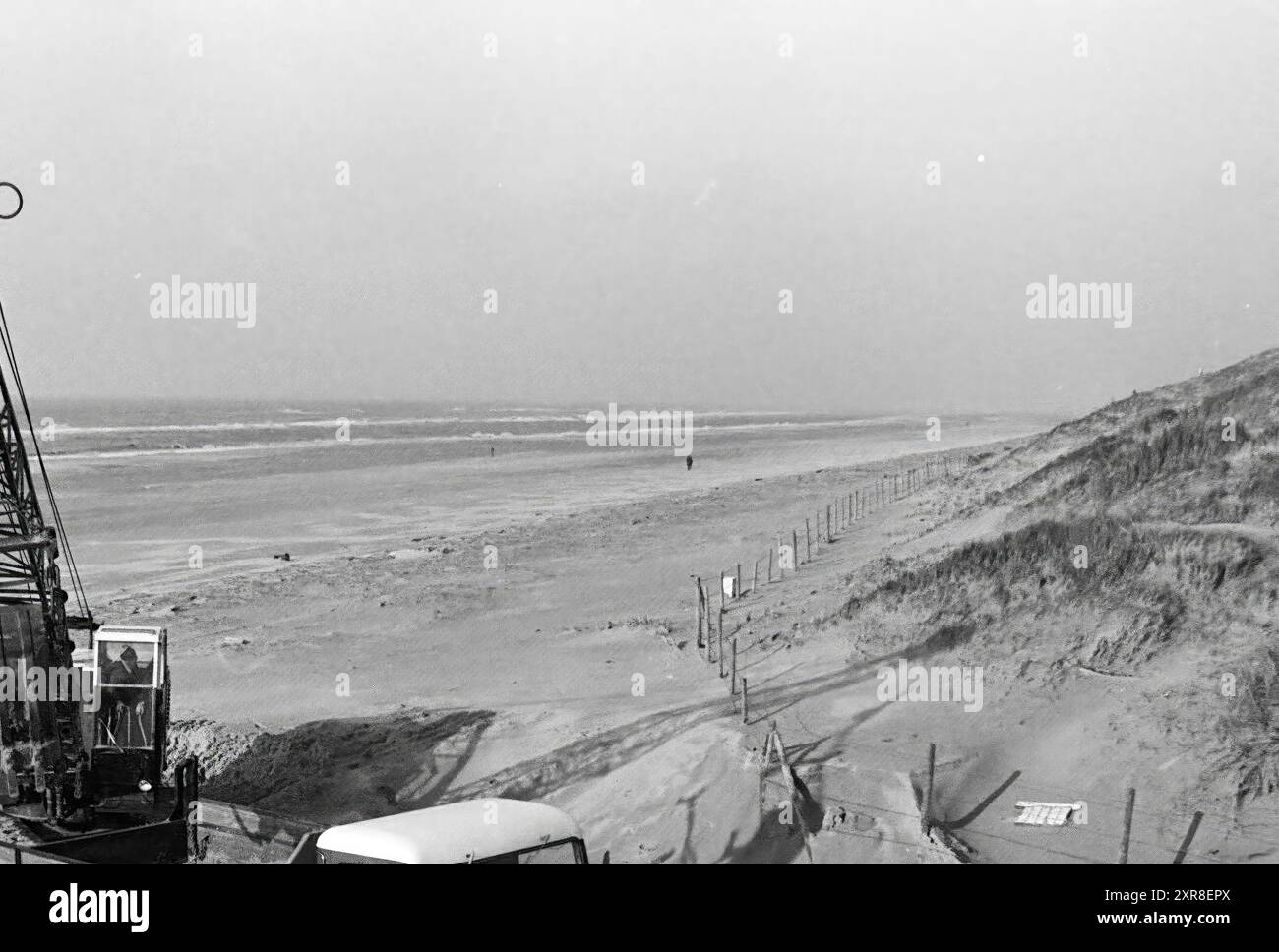 Beach work Wijk aan Zee, Beach and beaches, Work, 07-11-1967, Whizgle ...
