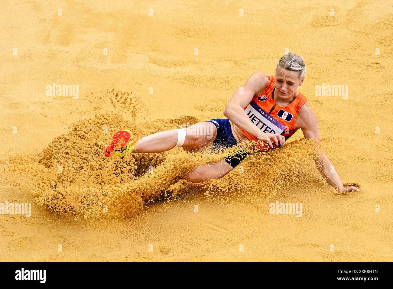 Paris, France. 09th Aug, 2024. Dutch Anouk Vetter pictured in action ...