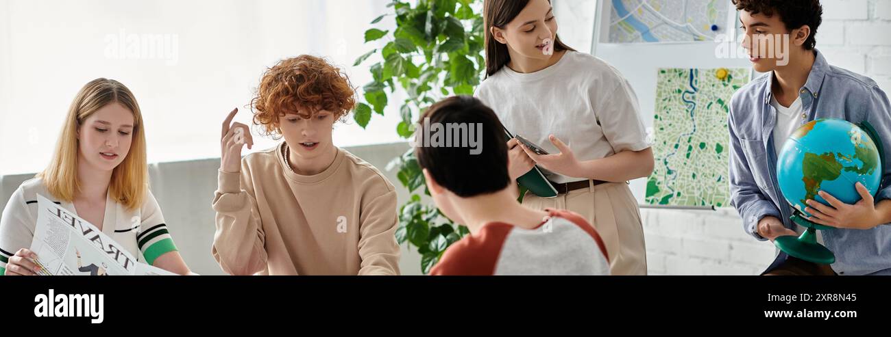 Active listening skills hi-res stock photography and images - Alamy