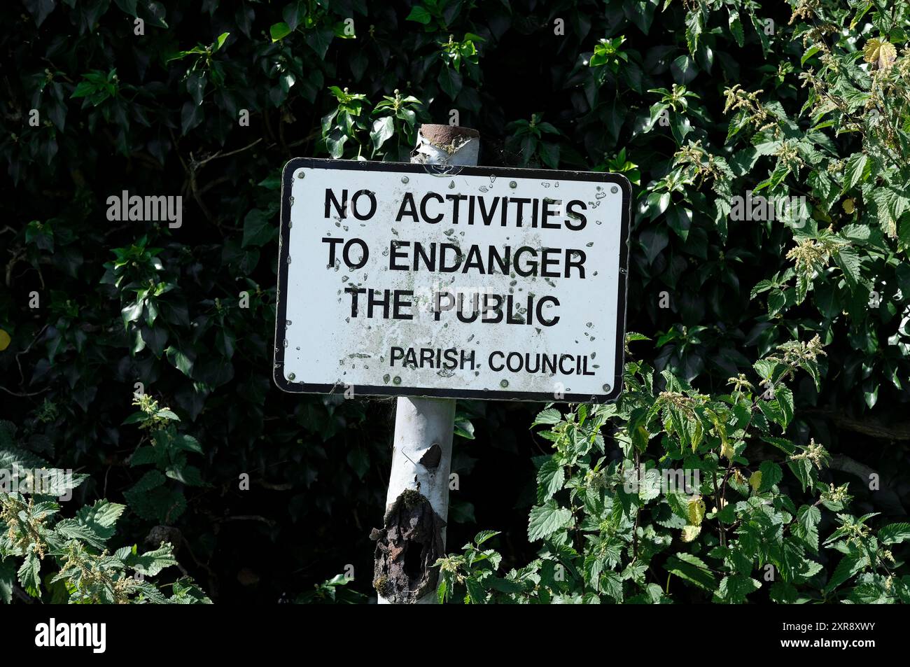 Public park signage hi-res stock photography and images - Alamy