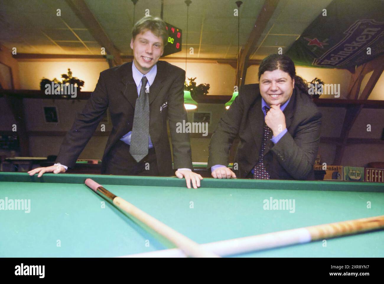 Billiard players tas hi-res stock photography and images - Alamy