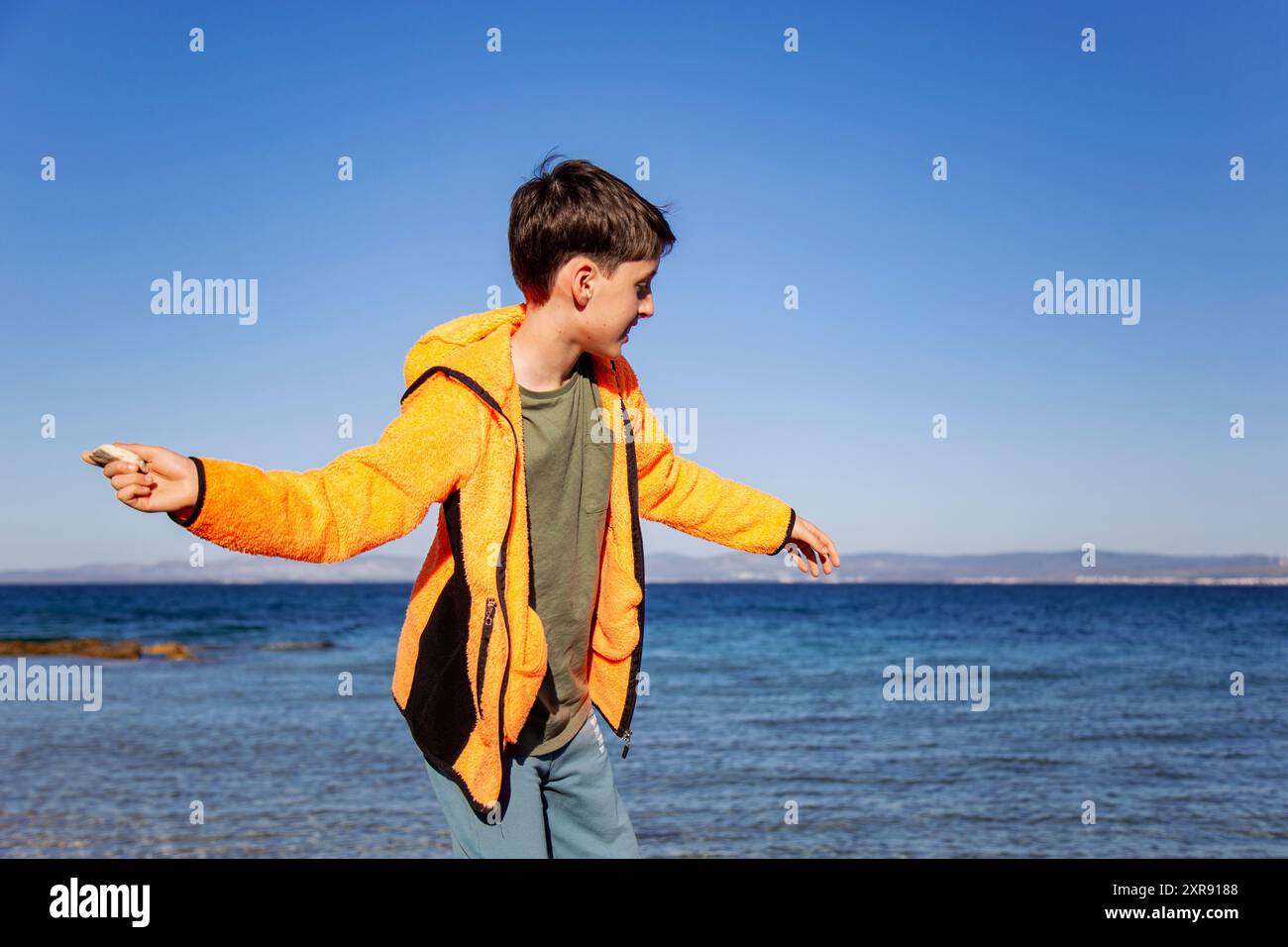 Skipping a stone hi-res stock photography and images - Alamy