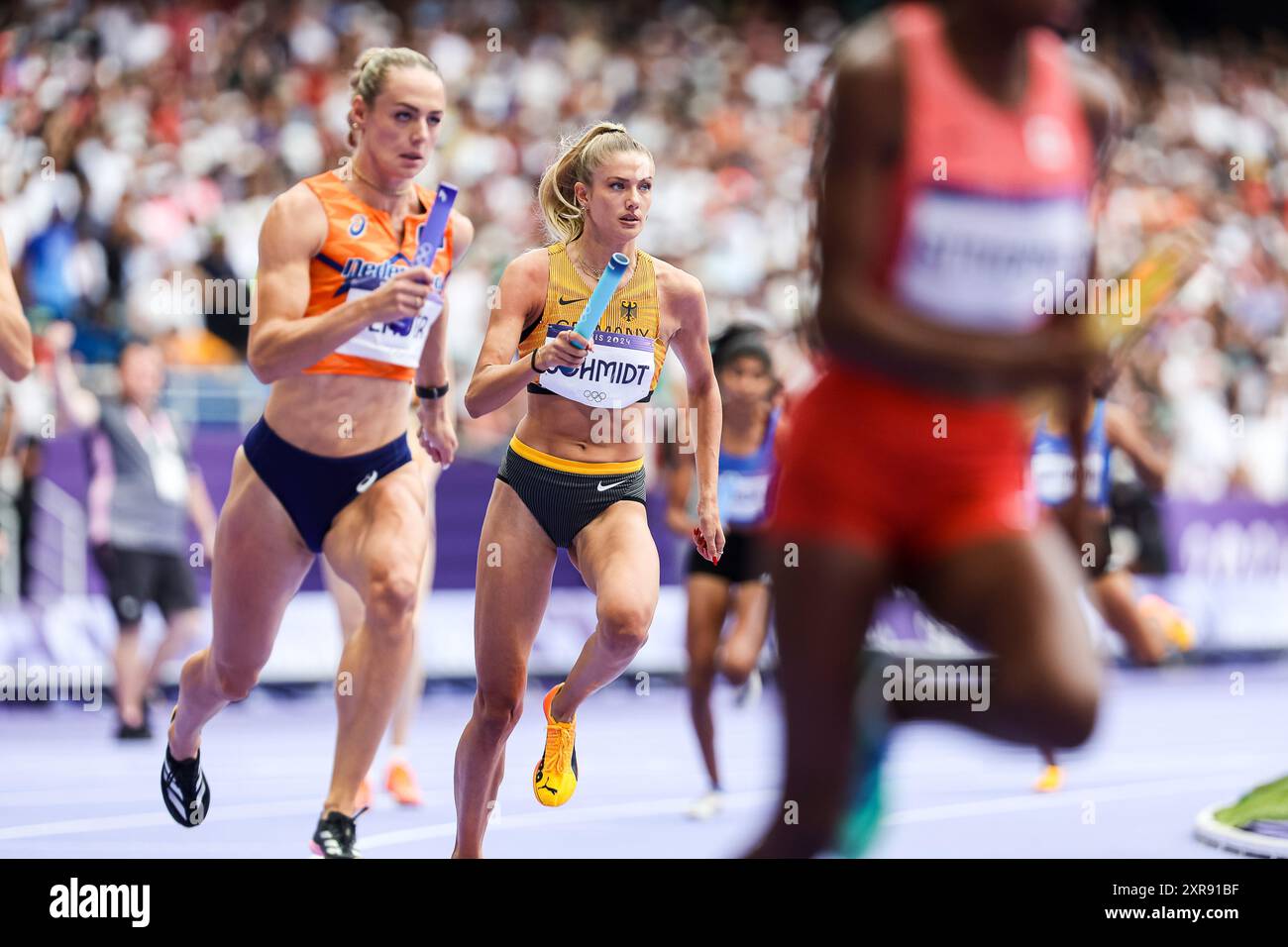 Alicia schmidt hi-res stock photography and images - Alamy