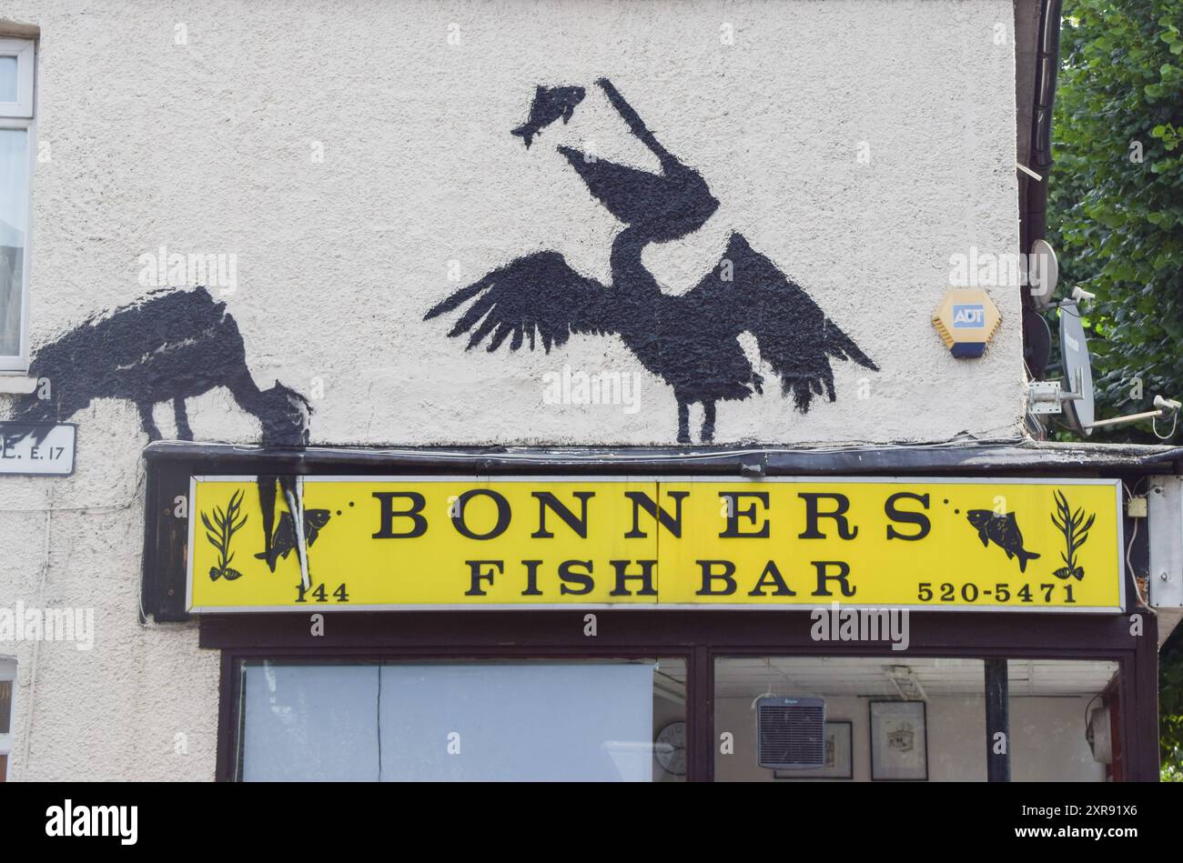 London, UK. 9th August 2024. Another new Banksy artwork, depicting a ...