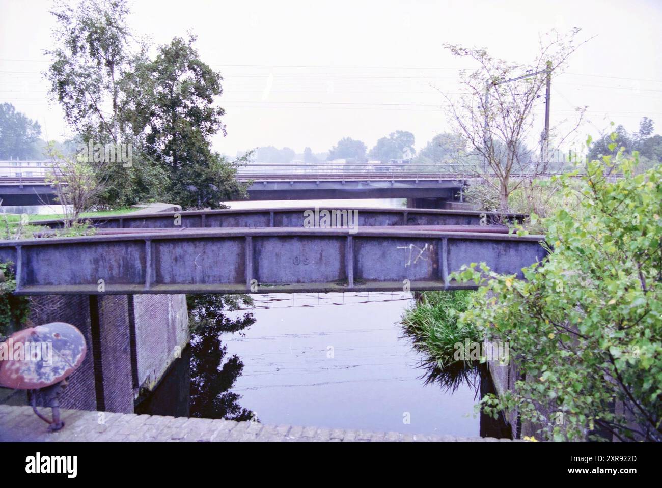 Halfweg bridge hi-res stock photography and images - Alamy