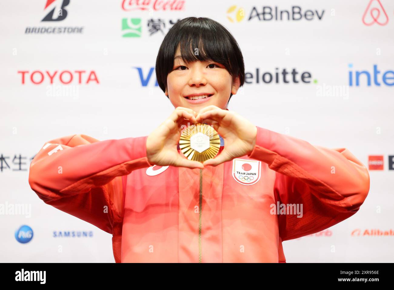 Akari Fujinami (JPN), AUGUST 9, 2024 - Wrestling : Gold medalist Akari ...