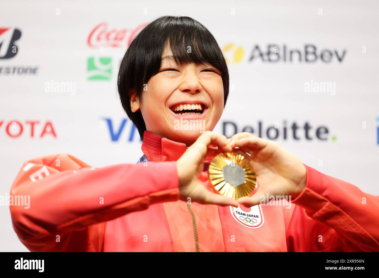 Akari Fujinami (JPN), AUGUST 9, 2024 - Wrestling : Gold medalist Akari ...