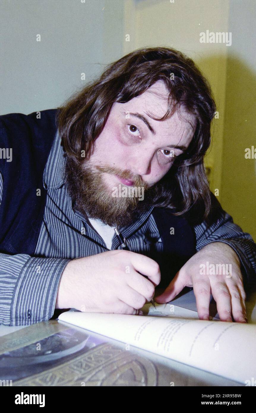 Cartoonist brother kim hi-res stock photography and images - Alamy