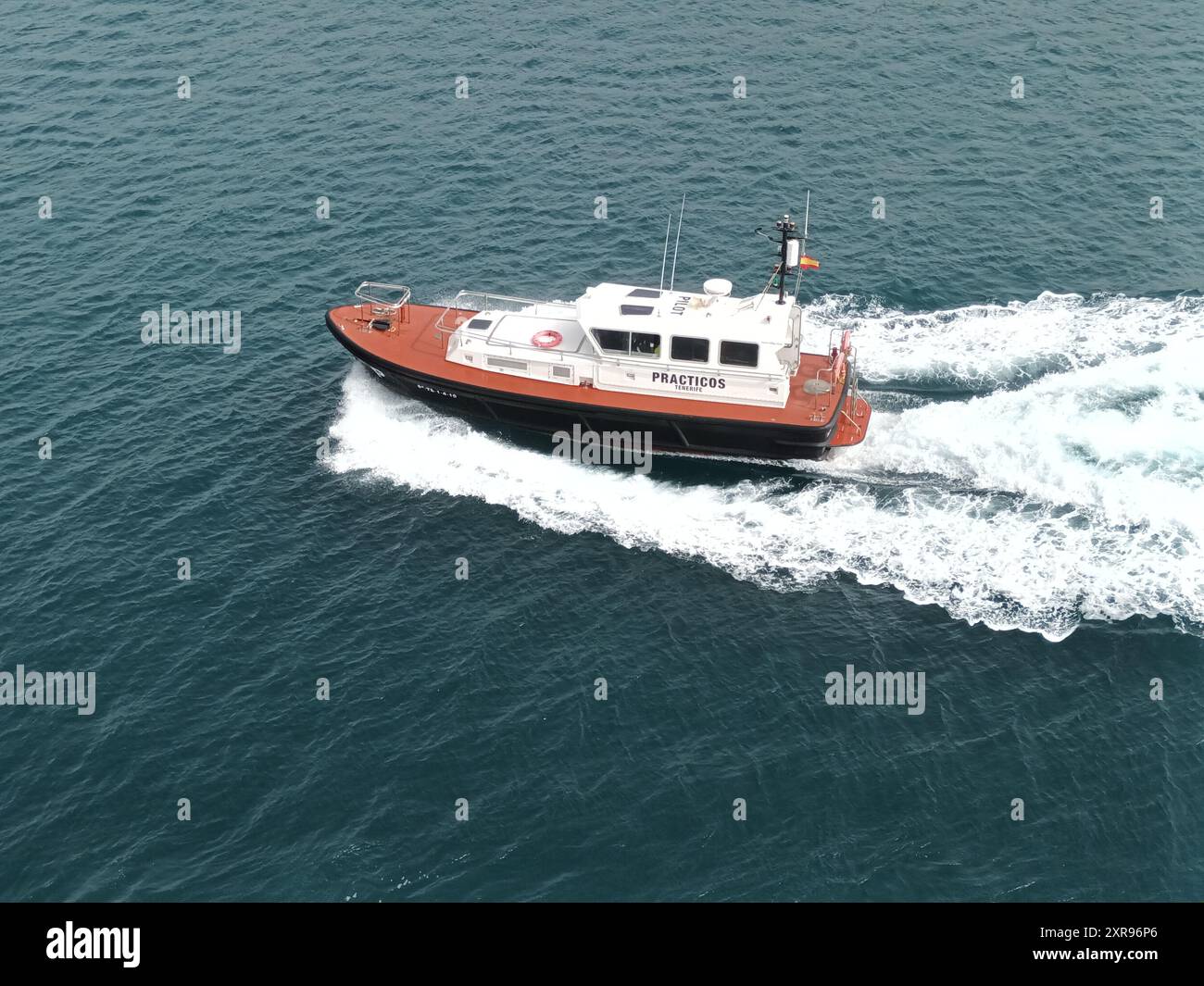 Nautical harbor pilot boat Stock Photo - Alamy