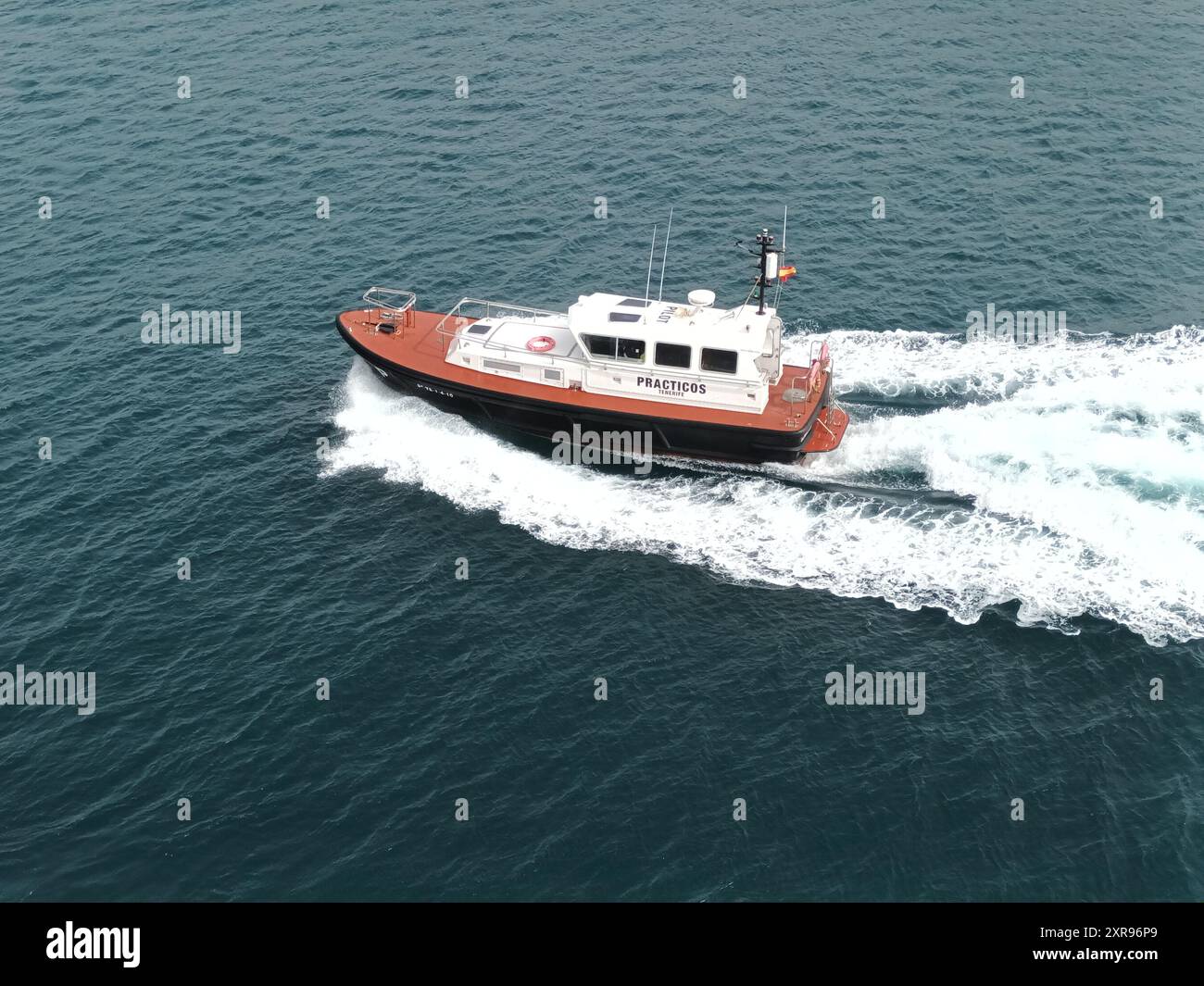 Nautical harbor pilot boat Stock Photo - Alamy
