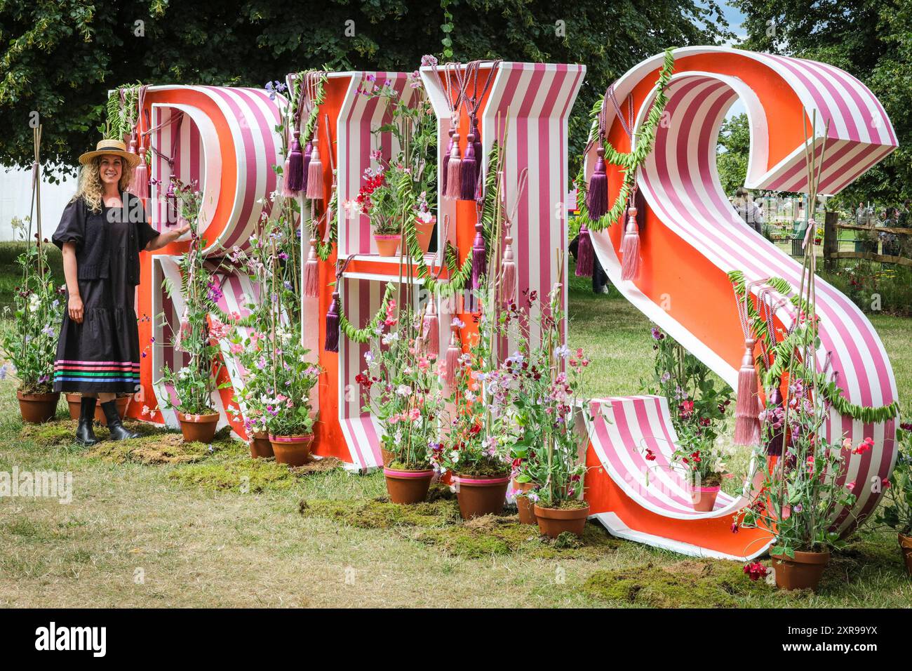 London, UK. 01st July, 2024. Hannah from Minnow and Wolf Flowers poses ...