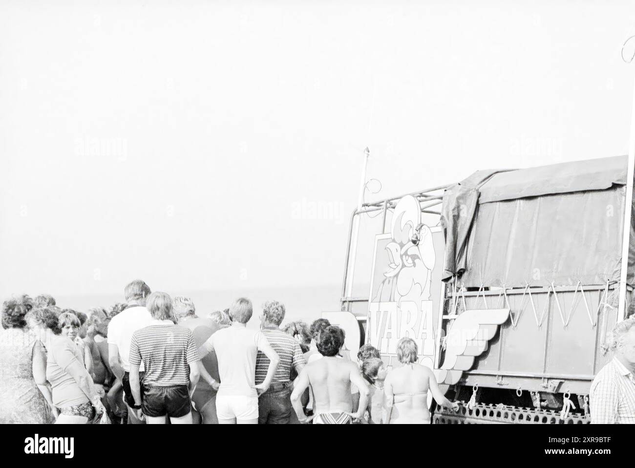 Radio program VARA's line 3 Bloemendaal, Bloemendaal, 03-08-1982 ...