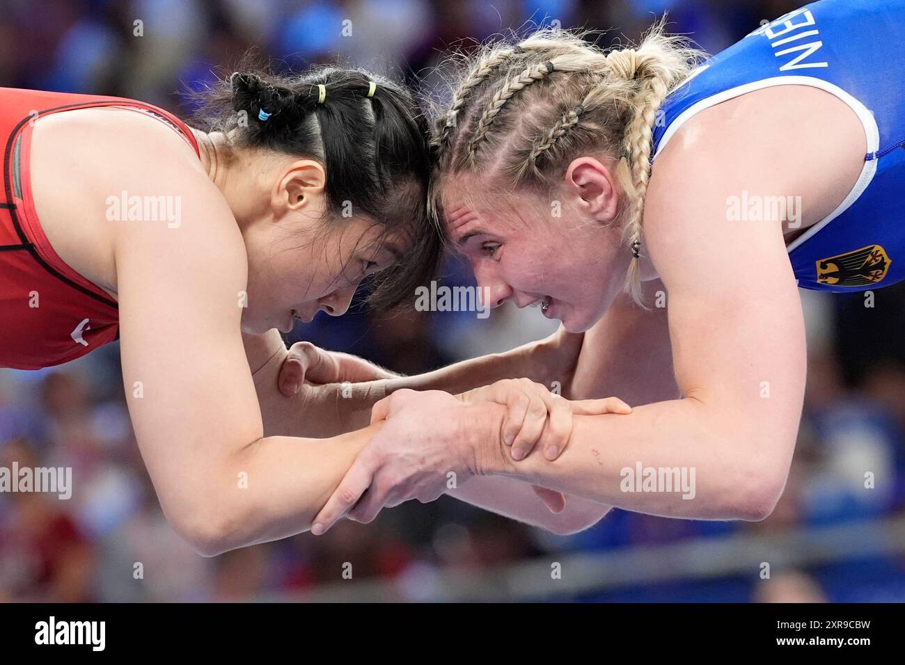 South Korea's Lee Hanbit and Germany's Luisa Helga Gerda Niemesch ...