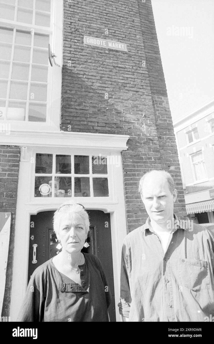 Mrs. Hiemstra and Mr. Huurdeman in connection with the Grote Markt ...