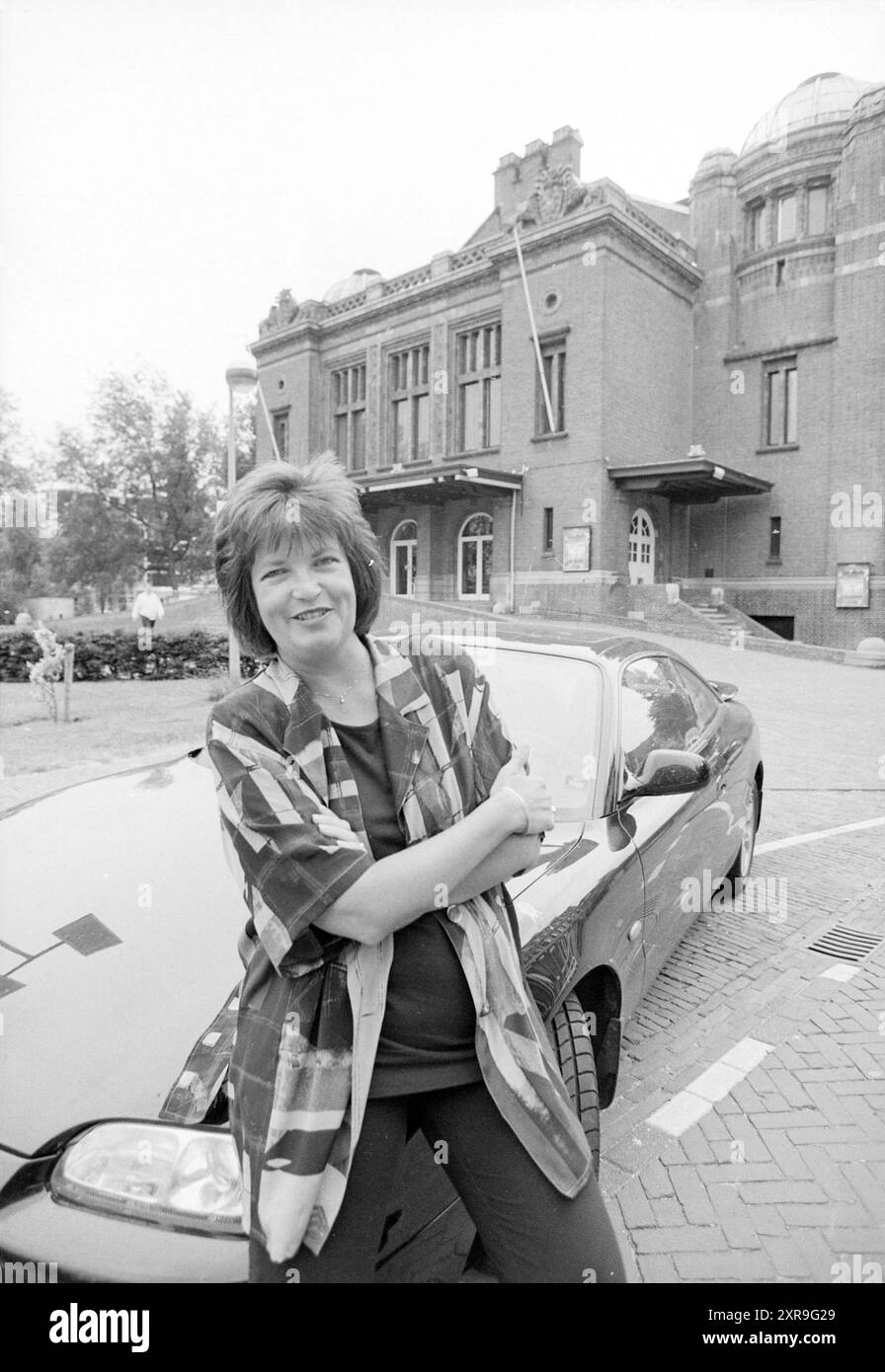 Adrienne vriesekoop hi-res stock photography and images - Alamy