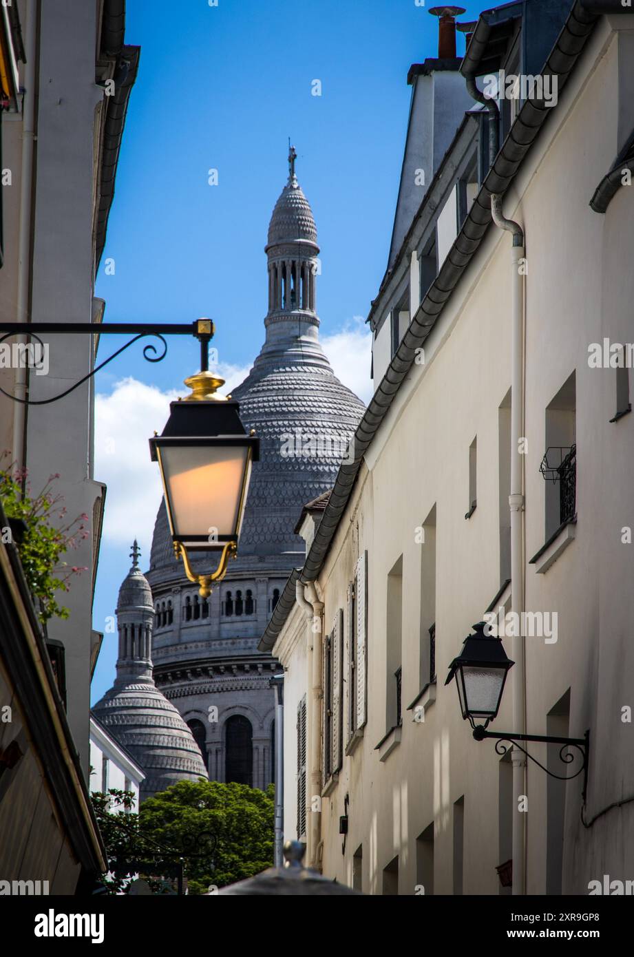 8th August 2024. Montmatre, art scene and Coeur du sacre, Paris France ...
