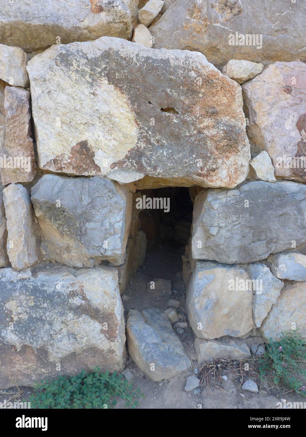 Tyrintha, Ancient Copper age citadels in Argolis, Peloponese, Greece ...