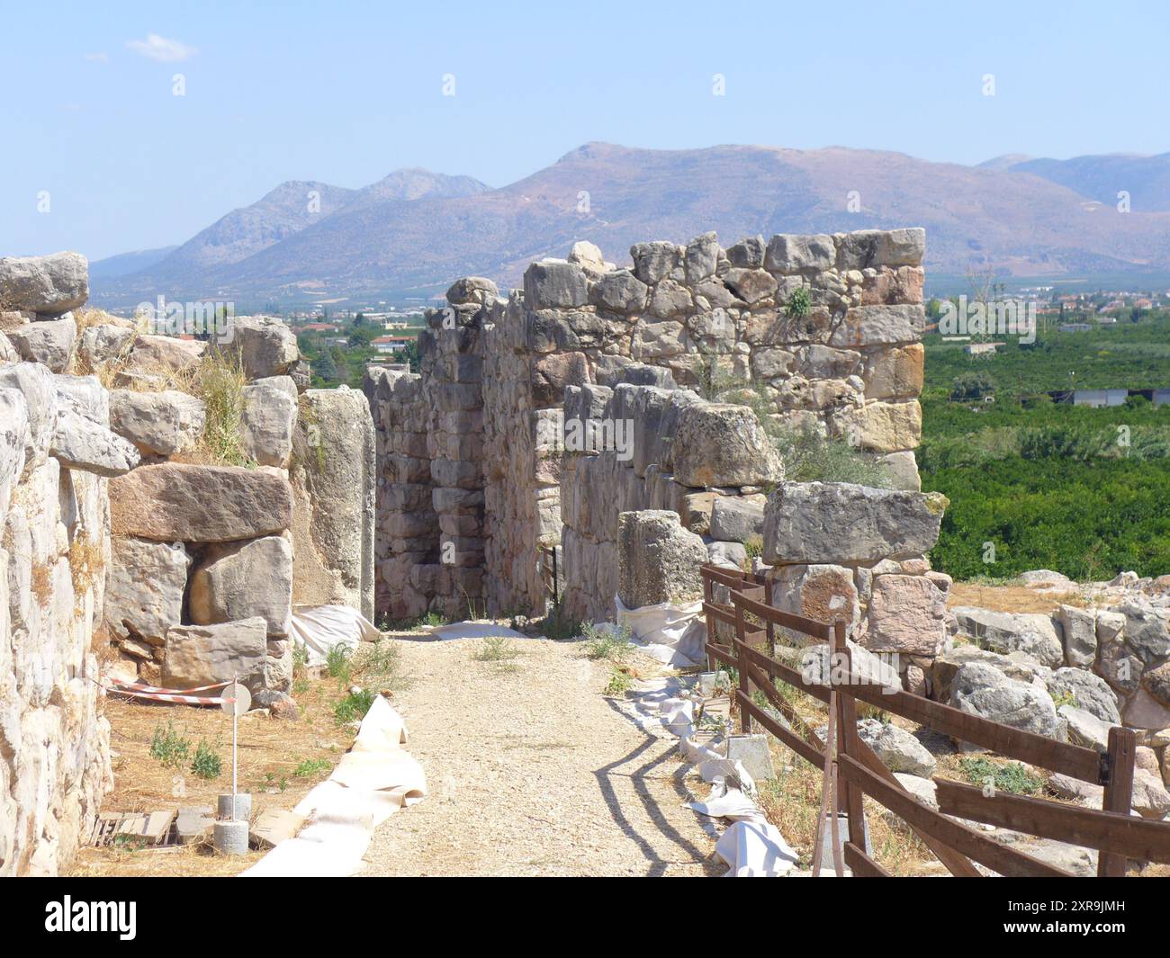 Tyrintha, Ancient Copper age citadels in Argolis, Peloponese, Greece ...