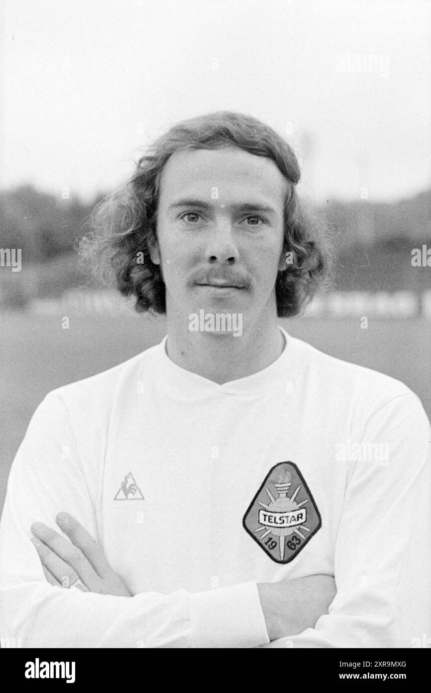 Hr rab trainer telstar hi-res stock photography and images - Alamy