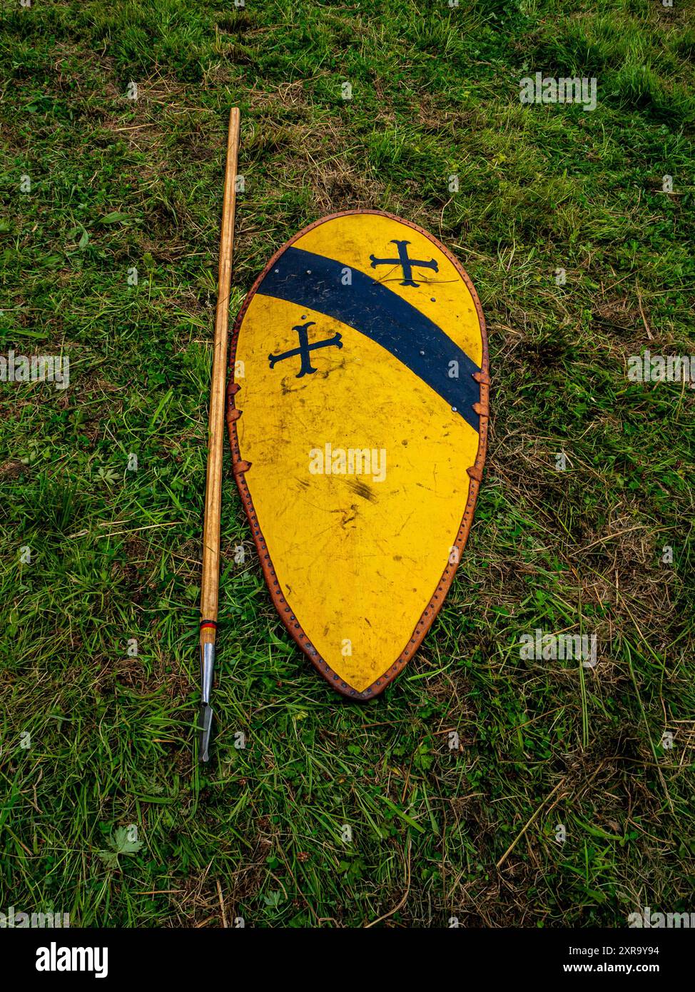 Norman shield hi-res stock photography and images - Alamy