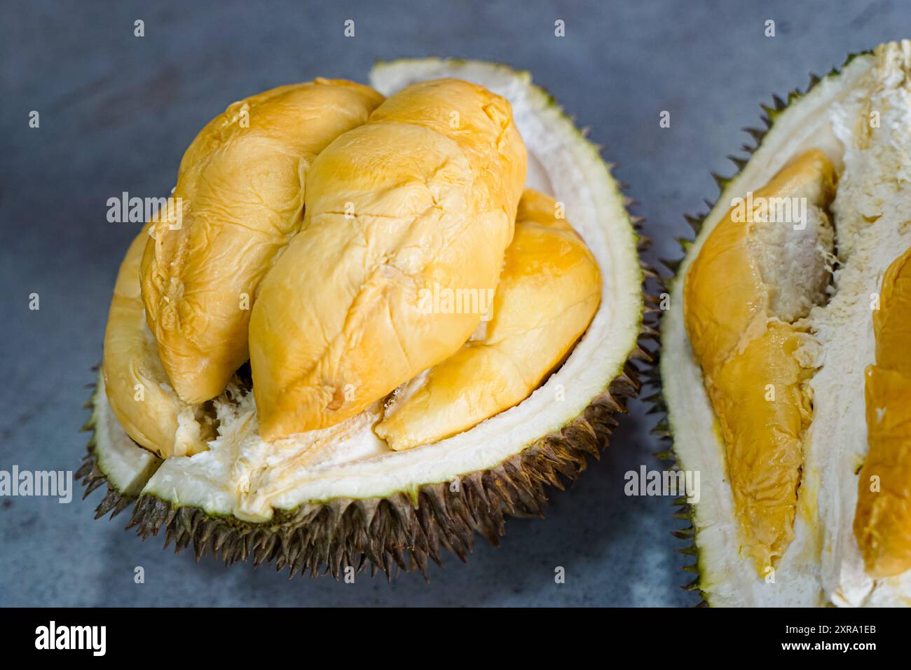 Ready to eat durian flesh Stock Photo - Alamy