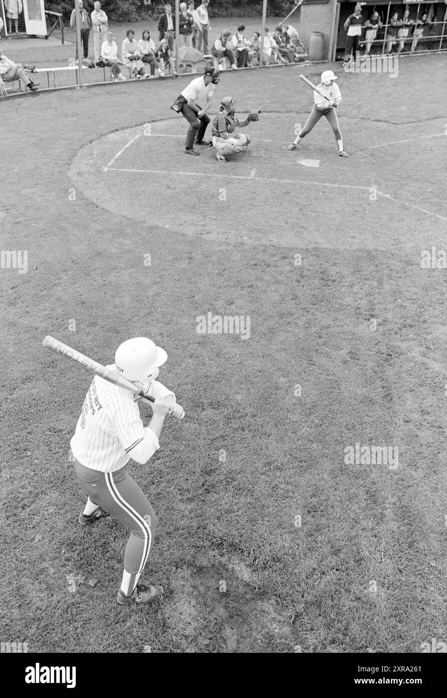 02 02 74 Black and White Stock Photos & Images - Alamy