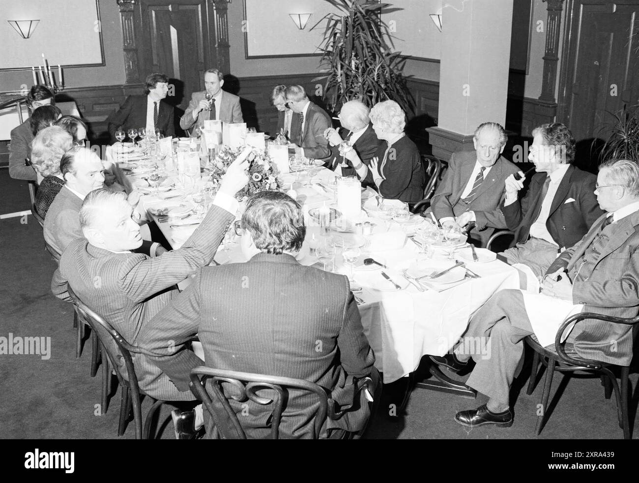 Literary dinner coster society hi-res stock photography and images - Alamy