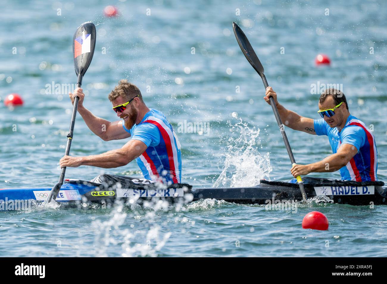 Mens kayak double 500m finals hi-res stock photography and images - Alamy