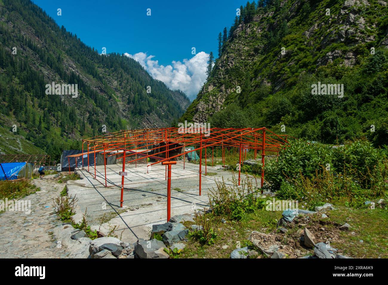 Pole-based shelter under construction in the higher Himalayas of ...