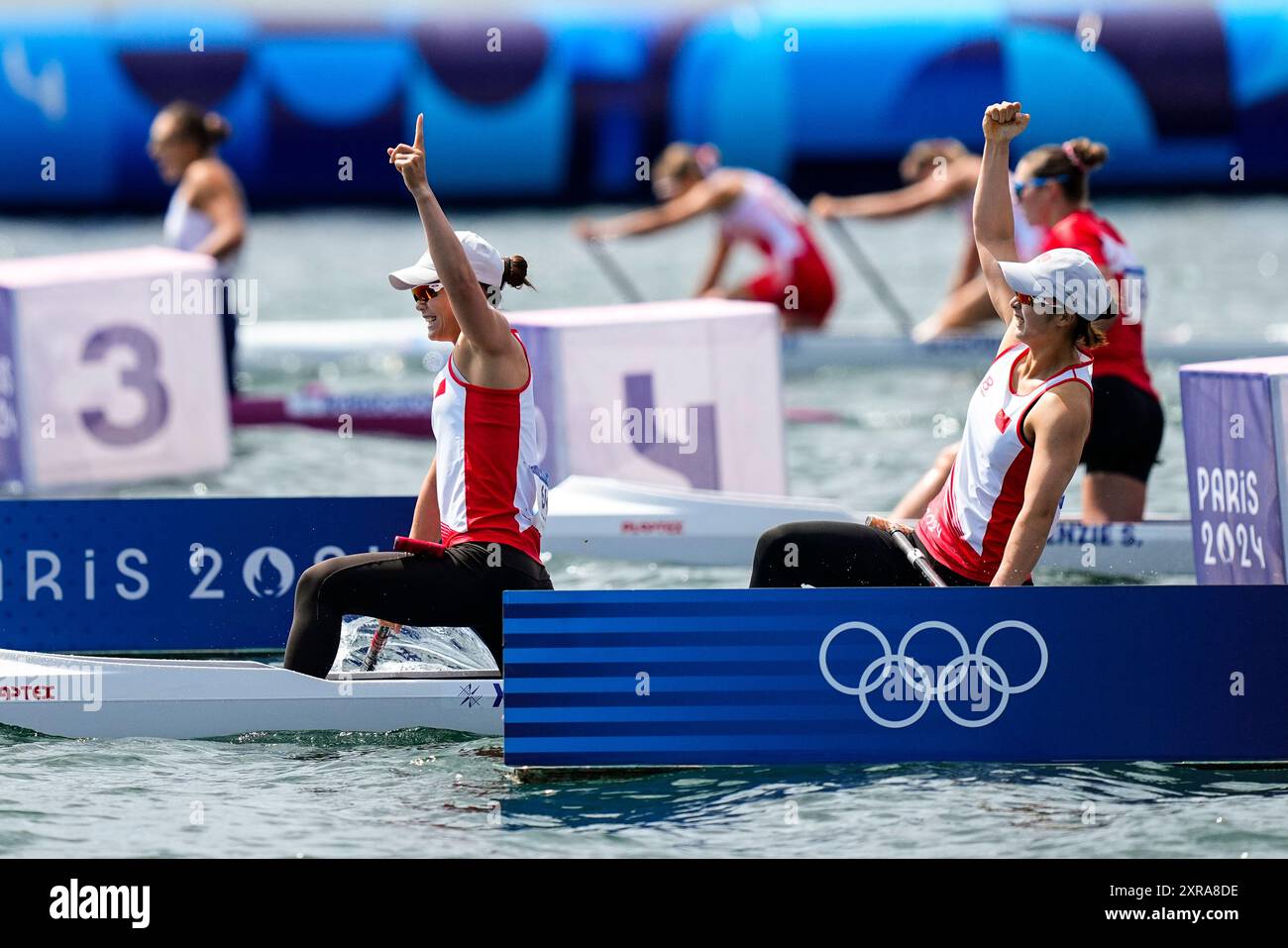Shixiao Xu and Mengya Sun of China compete during Women's Canoe Double ...