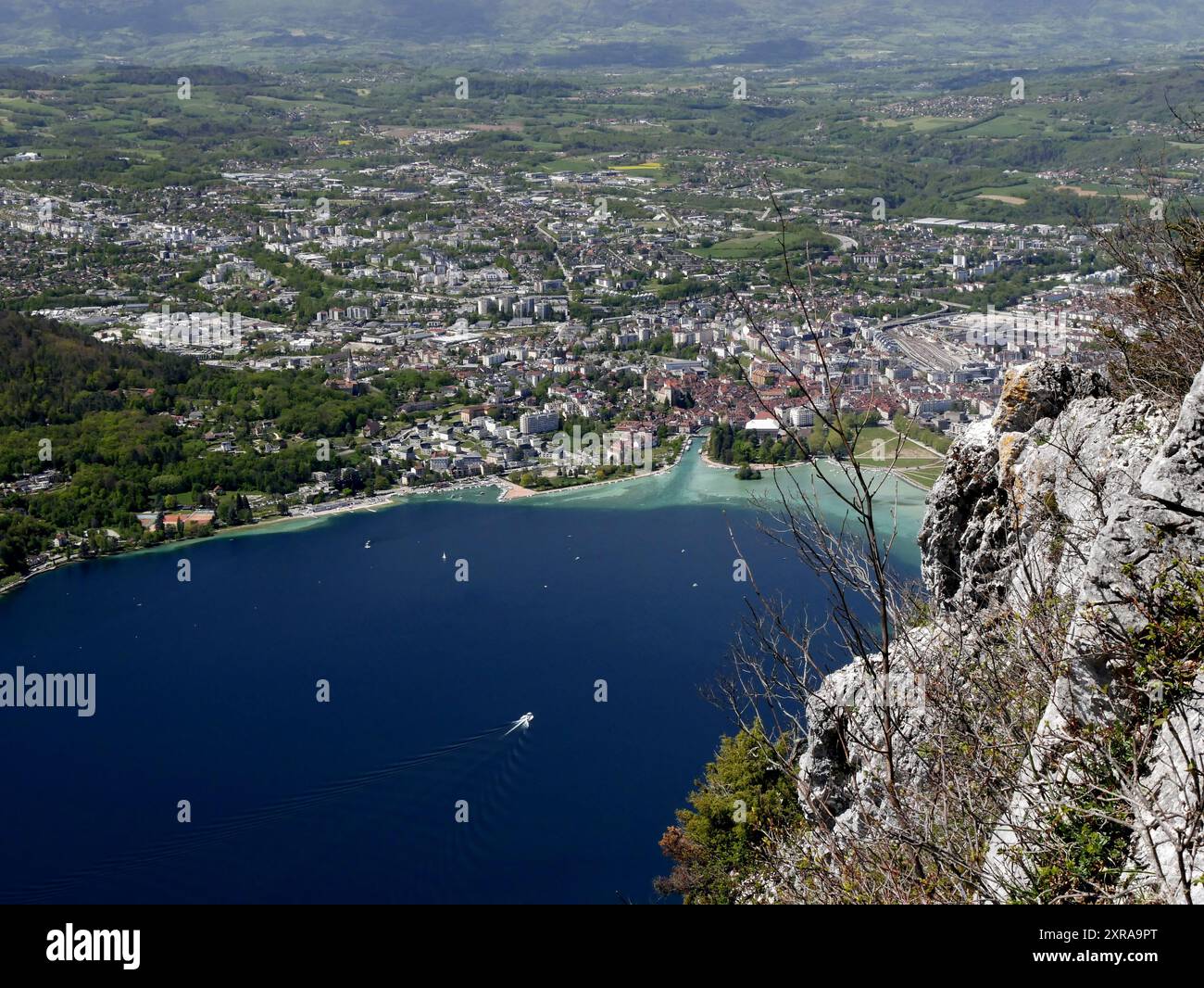 Lake annecy seen from above hi-res stock photography and images - Alamy