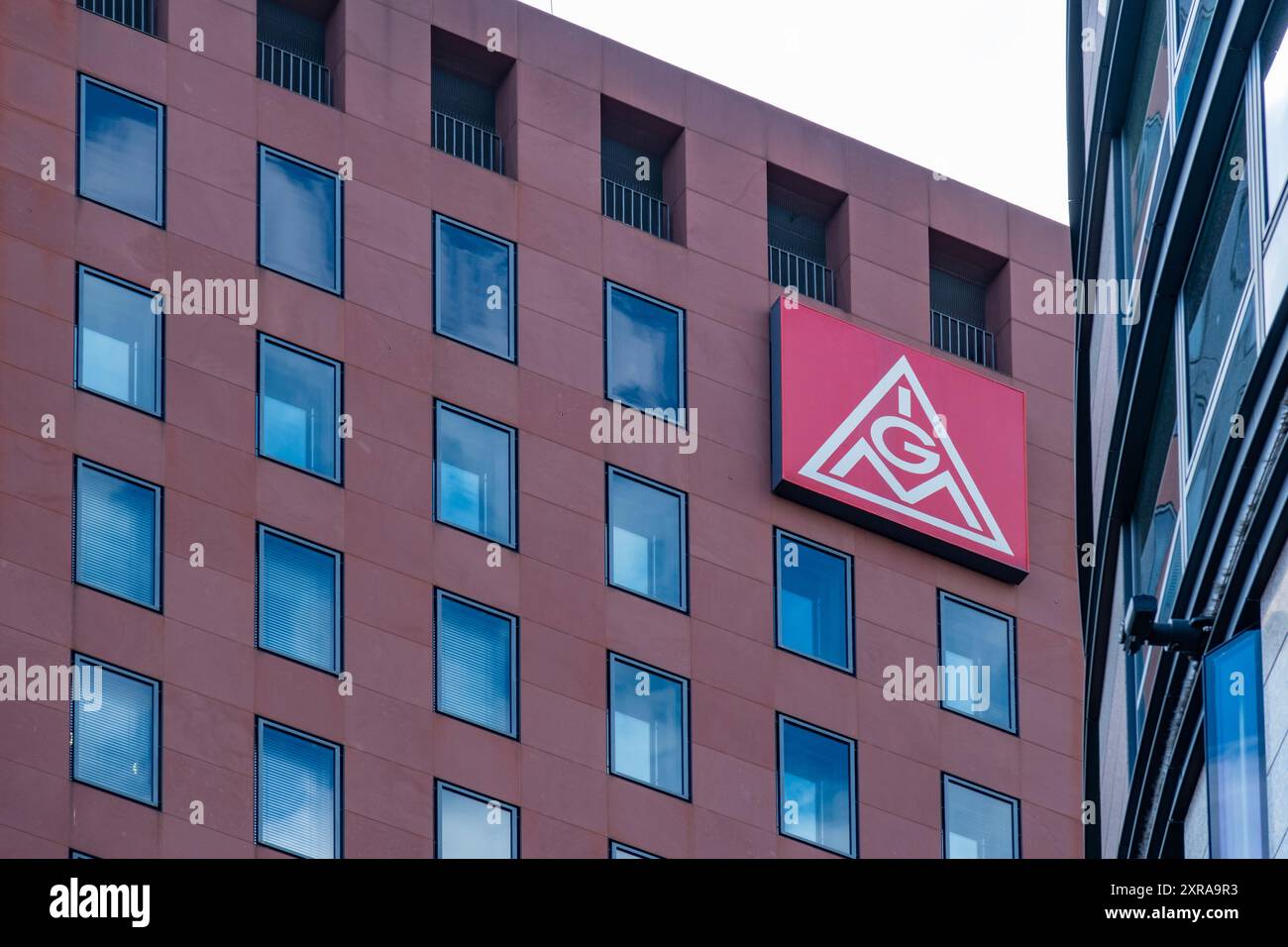 Labor relations hi-res stock photography and images - Alamy