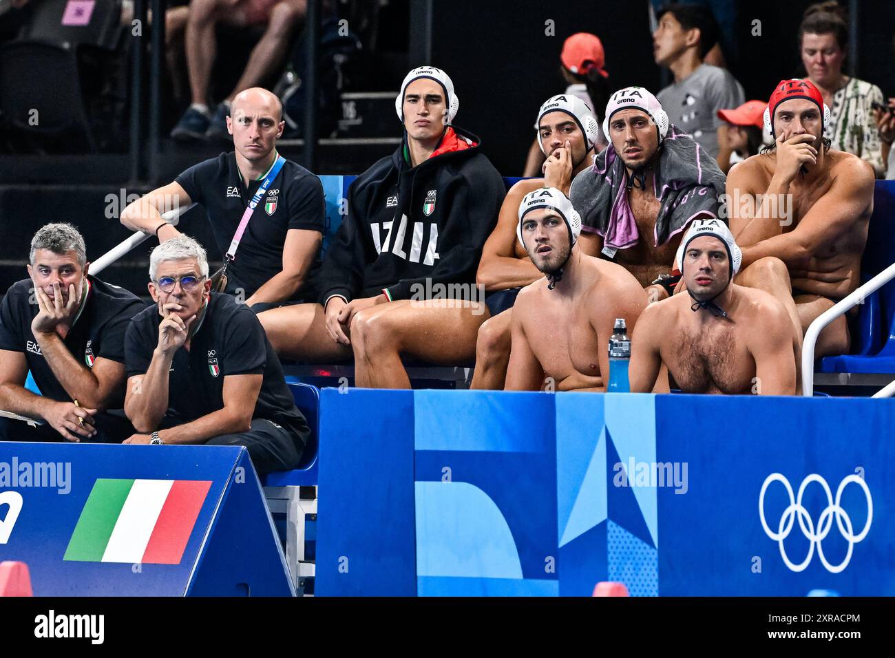 Paris, France. 09th Aug, 2024. Francesco Condemi and athletes of team ...